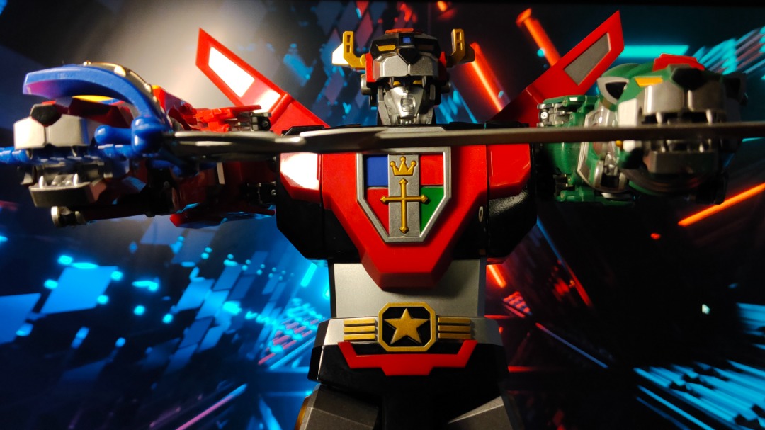 Voltron : MC Muscle Bear King of Beasts, Hobbies & Toys, Toys & Games ...