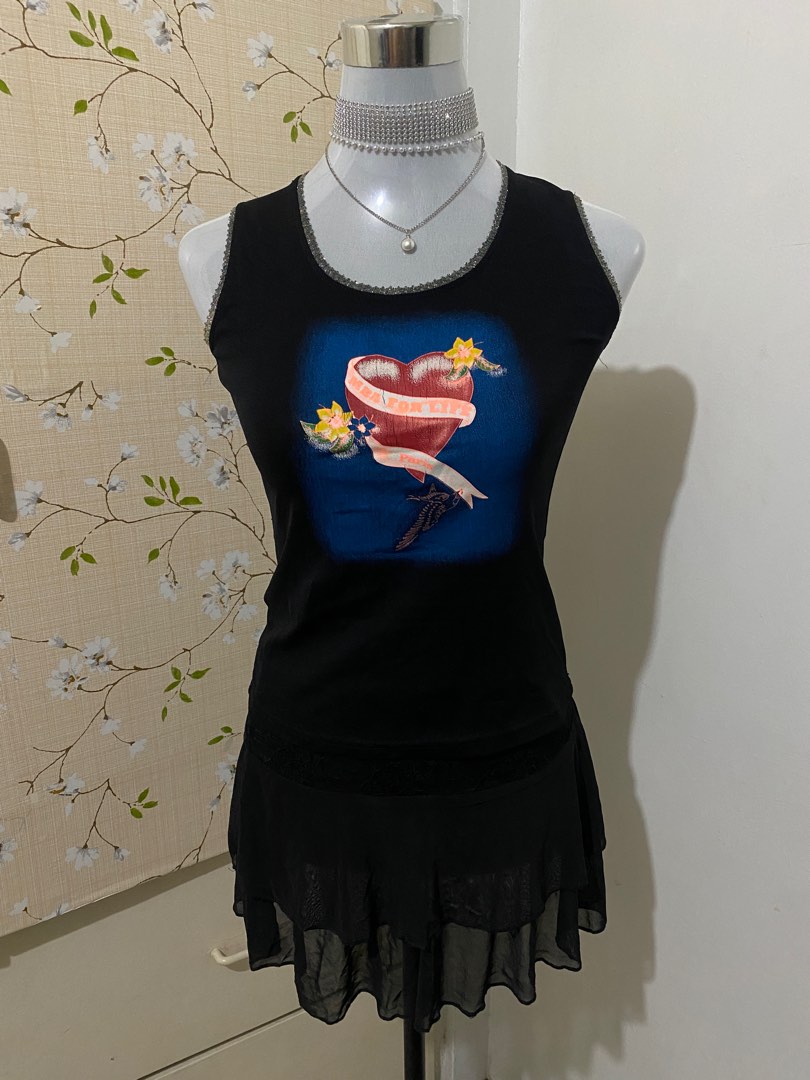 Y2k statement graphic top alt grunge goth emo help tags ed hardy harley ...