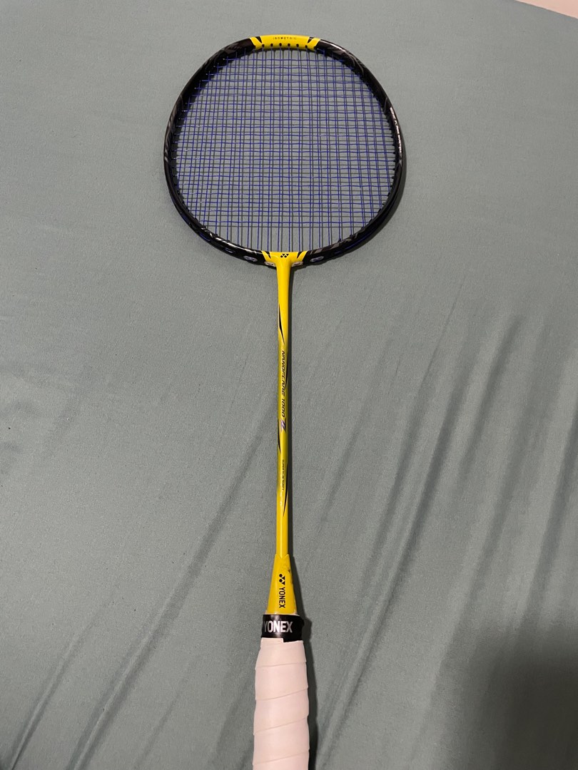 Yonex Astrox 1000z - 4UG5, Sports Equipment, Sports & Games, Racket ...