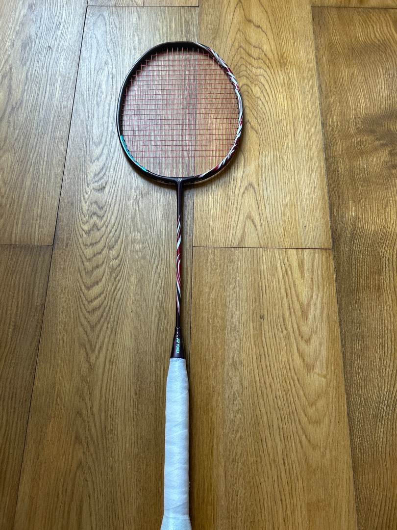Yonex Astrox 100zz JP Coded w/ racket cover and victor grip (can nego ...