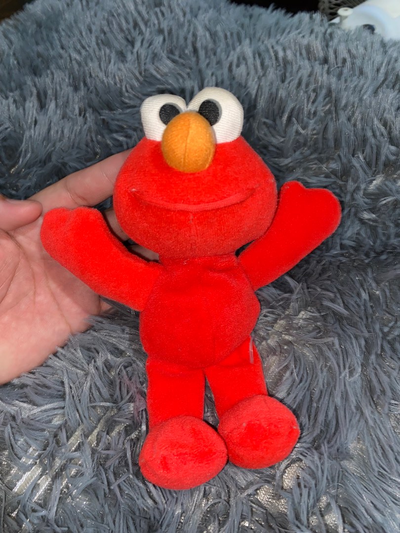 90s Vintage Elmo, Hobbies & Toys, Toys & Games on Carousell