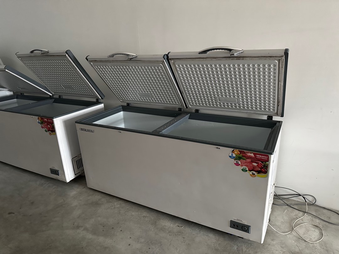 Berjaya Chest Freezer 600L, TV & Home Appliances, Kitchen Appliances ...