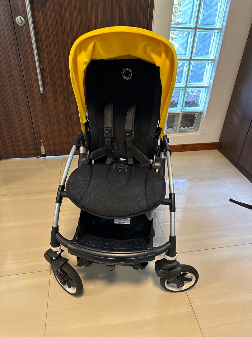 Bugaboo Bee 6 stroller with seat, bassinet, travel case and multiple ...