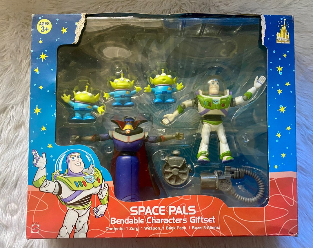 BUZZ LIGHTYEAR's SPACE PALS -BENDABLE CHARACTERS GIFT SET, Hobbies ...
