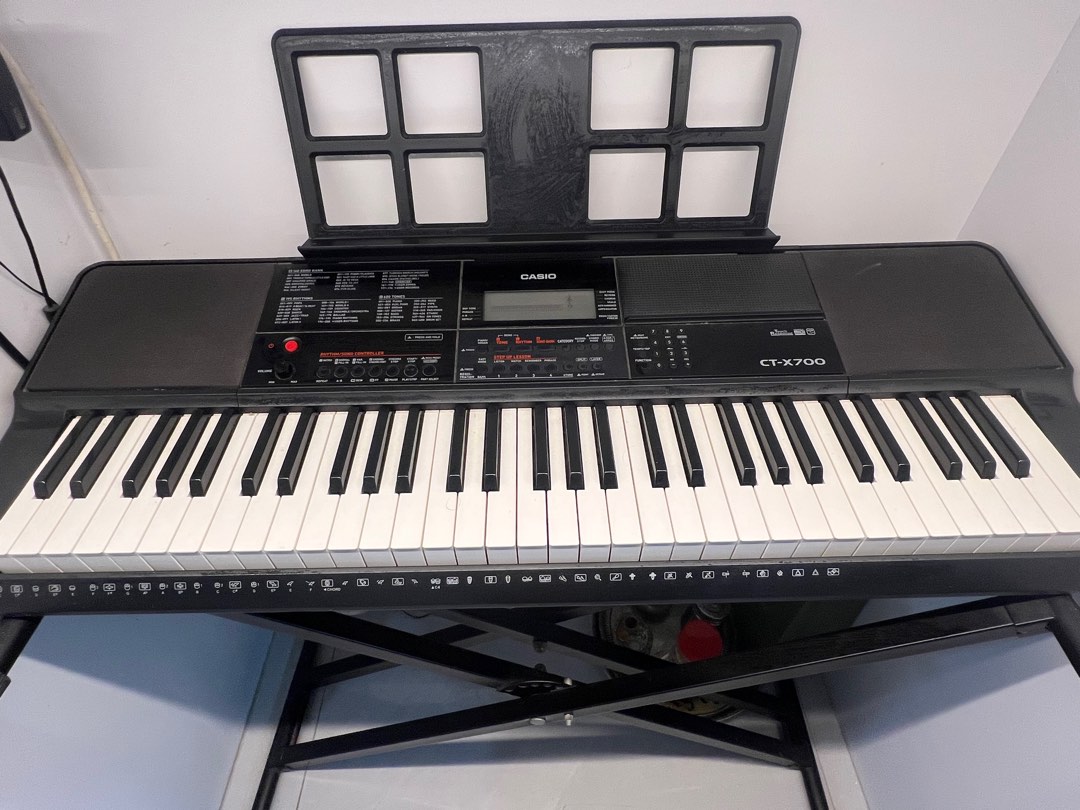 Casio Keyboard CT-X700, Hobbies & Toys, Musical Instruments on Carousell
