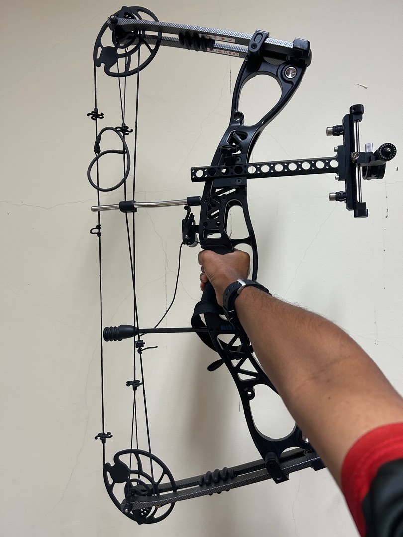 Compound bow ambidextrous, Sports Equipment, Other Sports Equipment and ...