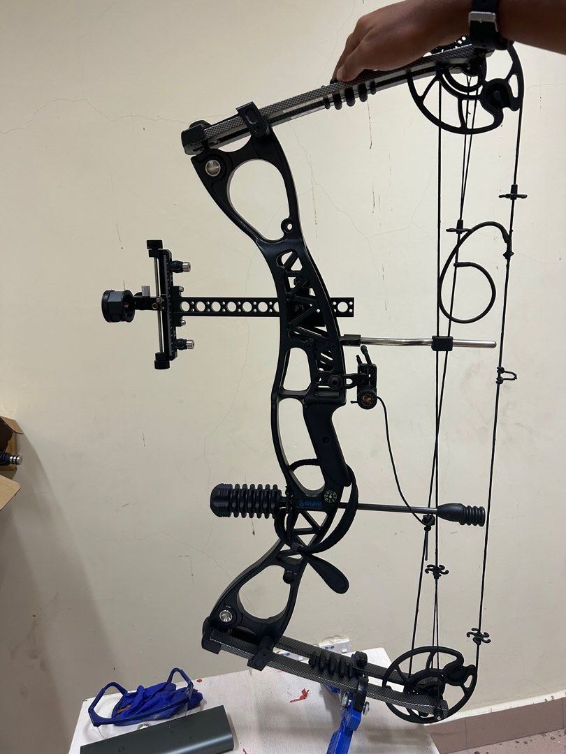 Compound bow ambidextrous, Sports Equipment, Other Sports Equipment and ...