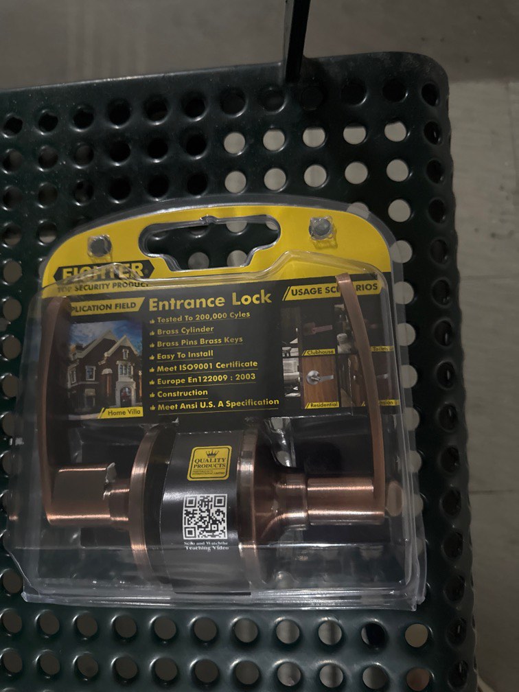 Entrance lock, Furniture & Home Living, Security & Locks, Locks, Doors ...