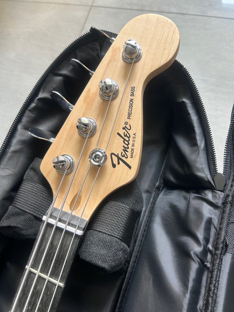 Fender (Replica) Precision Bass Guitar, Hobbies & Toys, Music & Media ...
