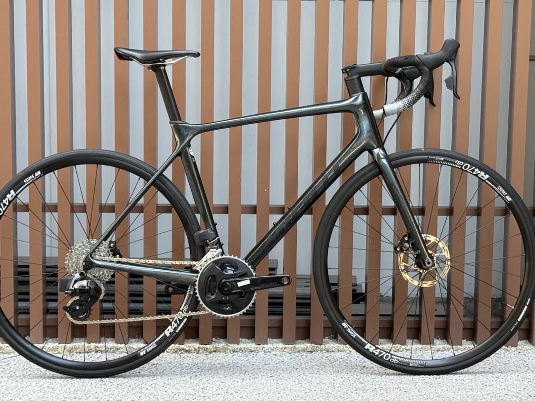 Giant Tcr pro 1 碳纖維碟煞公路車 尺寸ML 電子變速rival 功率大盤 極新, 體育器材, 自行車及配件, 單車在旋轉拍賣