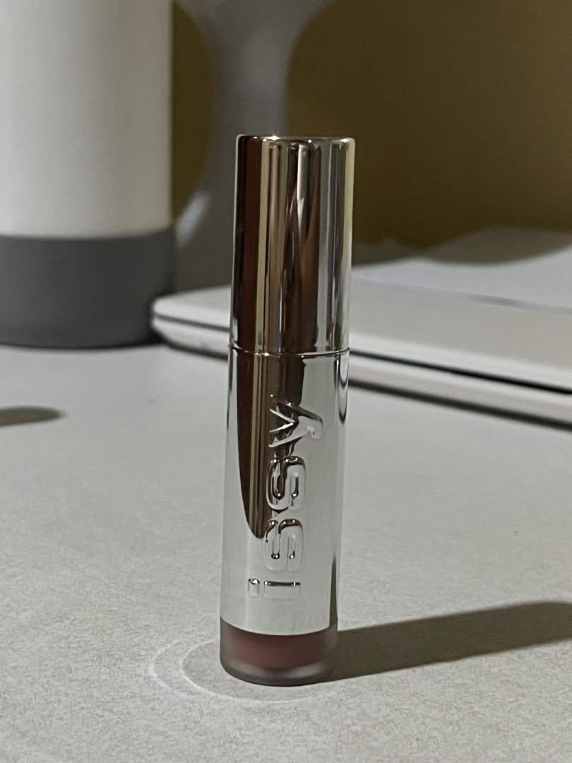 ISSY gelee lip tint (kink), Beauty & Personal Care, Face, Makeup on ...