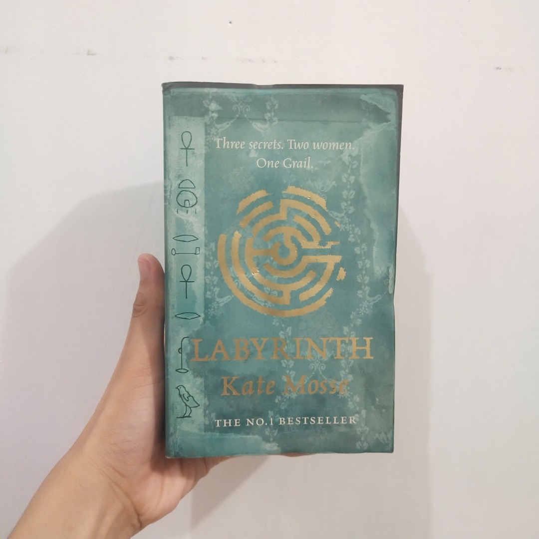 Labyrinth by Kate Mosse, Hobbies & Toys, Books & Magazines, Fiction ...