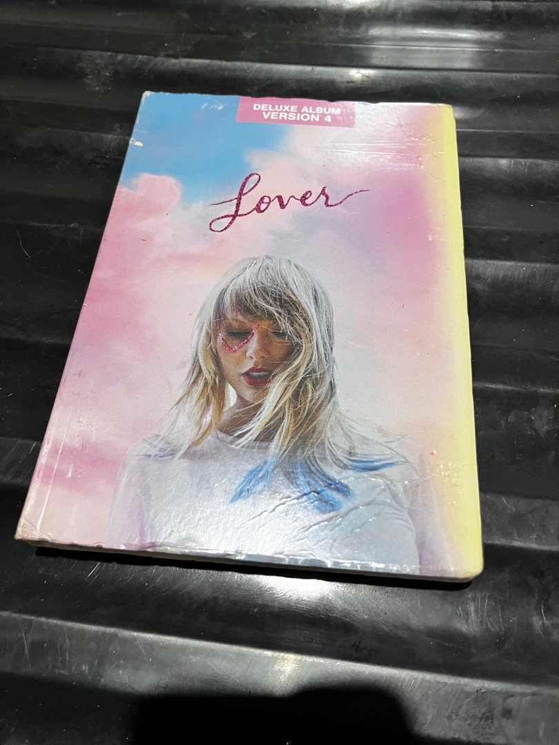 Lover Deluxe Version 4 Journal by Taylor Swift, Hobbies & Toys, Music ...