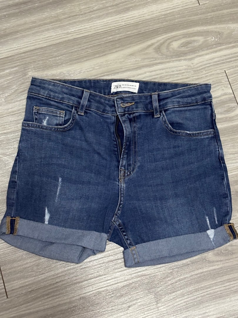 Maong Short Clean cut, Women's Fashion, Bottoms, Shorts on Carousell