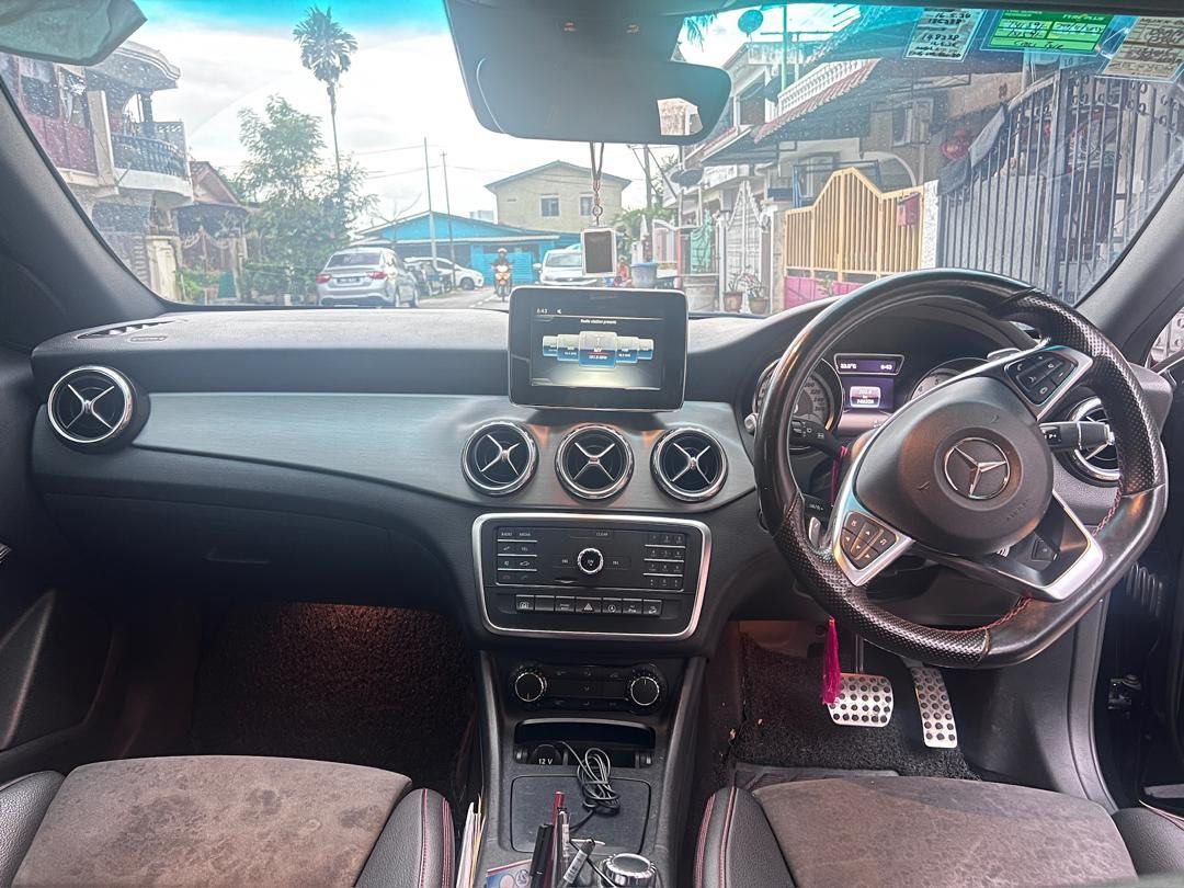 Mercedes Benz GLA250, Cars, Cars for Sale on Carousell