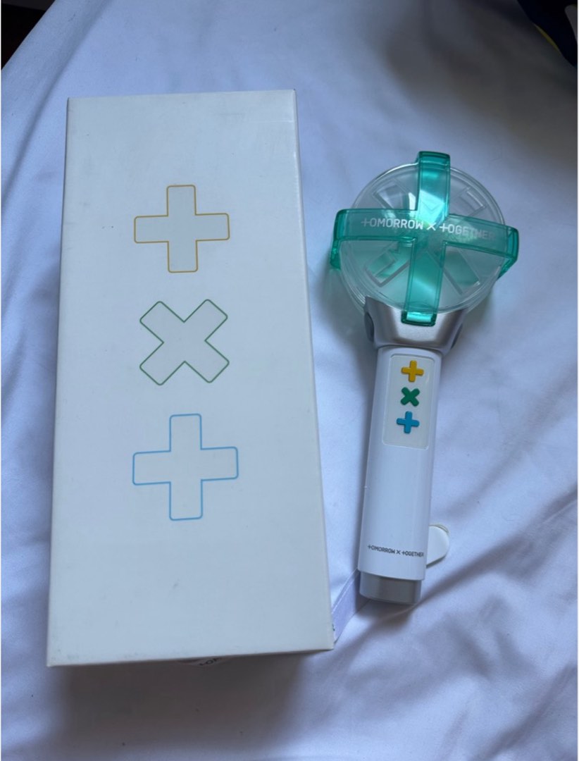 OFFICIAL TXT TOMORROW X TOGETHER LIGHTSTICK MOABONG, Hobbies & Toys ...