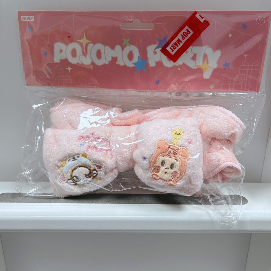Popmart pajama party towel face washing headband, Women's Fashion ...