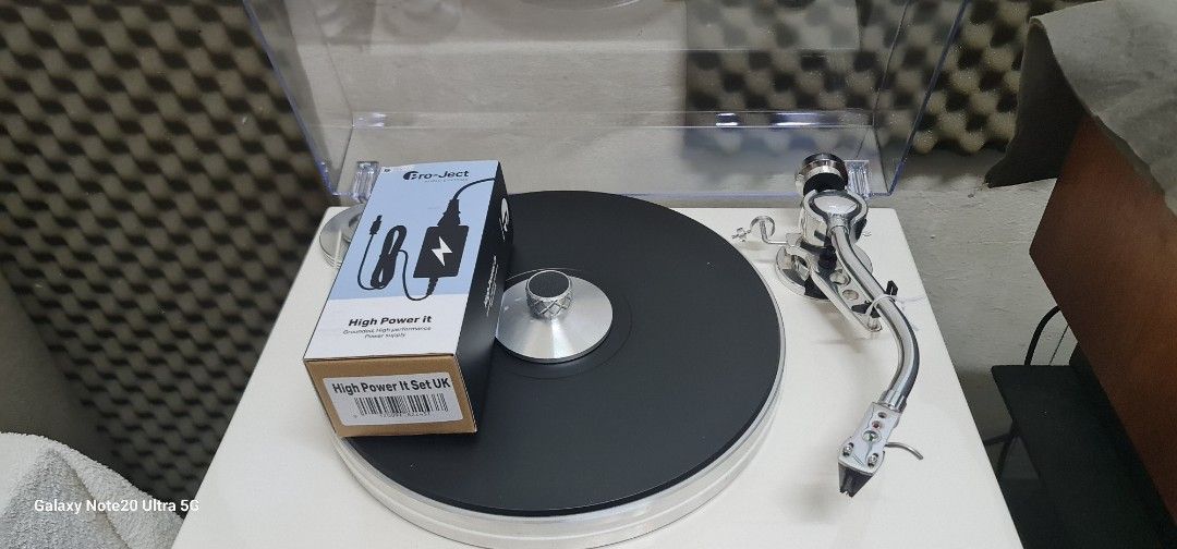 Project Turntable km signature limited edition, Audio, Other Audio Equipment on Carousell
