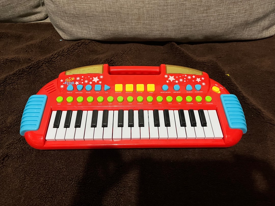 Tesco Go! Play My First Keyboard, Hobbies & Toys, Music & Media ...