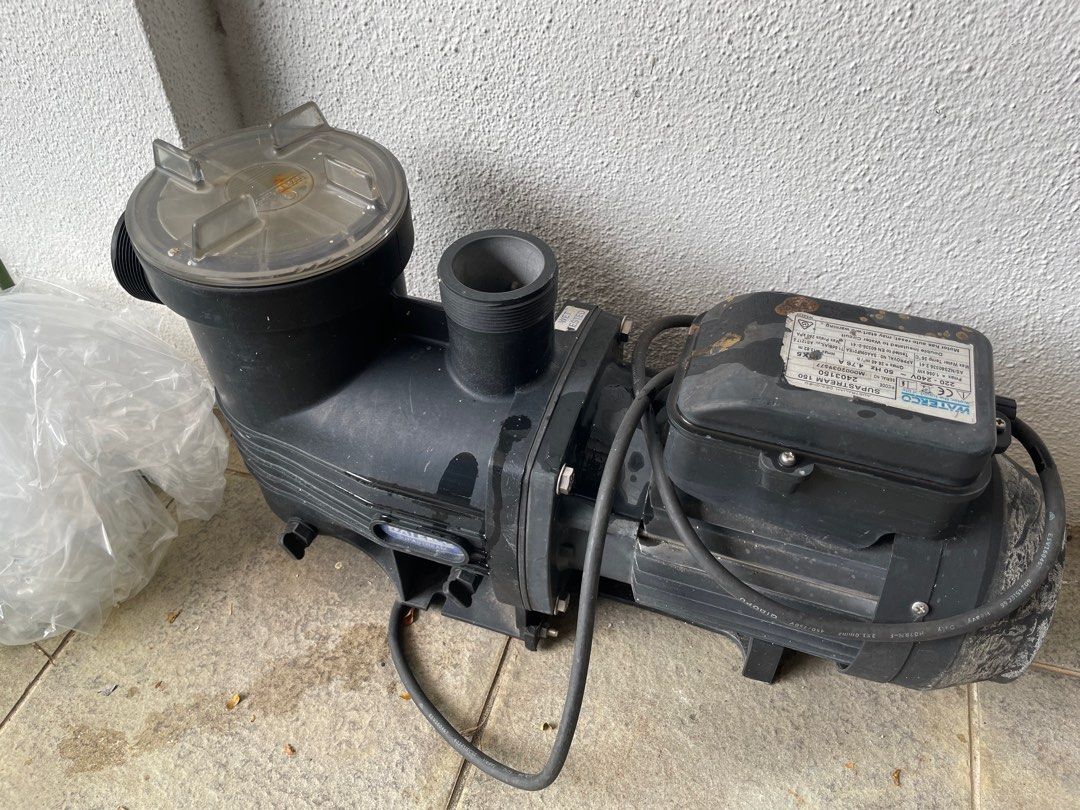 Waterco swimming pool pump, Furniture & Home Living, Gardening, Hose ...