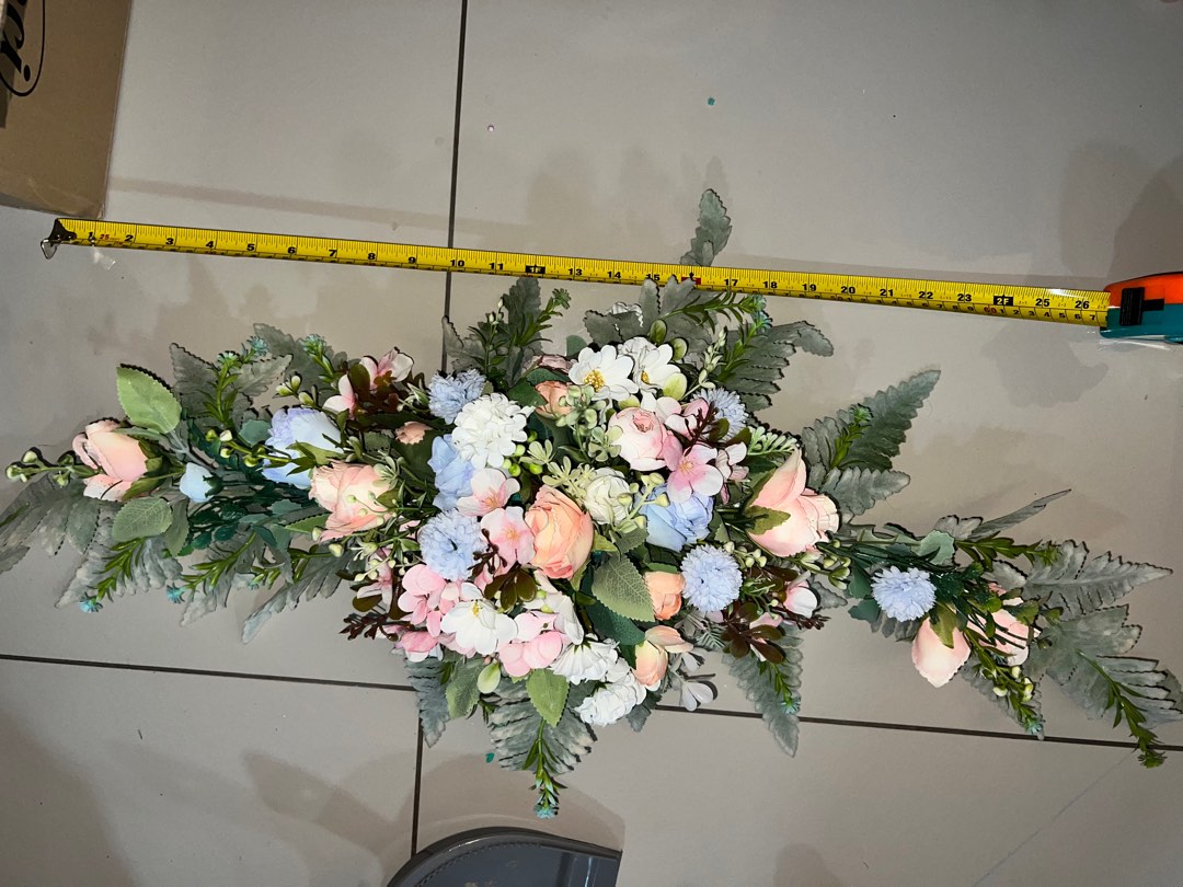 BUNGA MEJA MAKAN BERADAB / BUNGA MEJA NIKAH, Furniture & Home Living ...