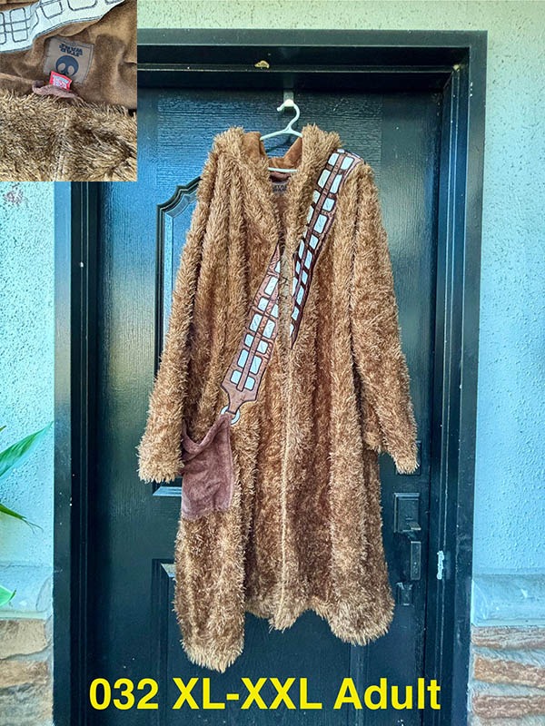 Starwars Chewbacca Robe - Official Starwars Merch, Hobbies & Toys, Toys ...