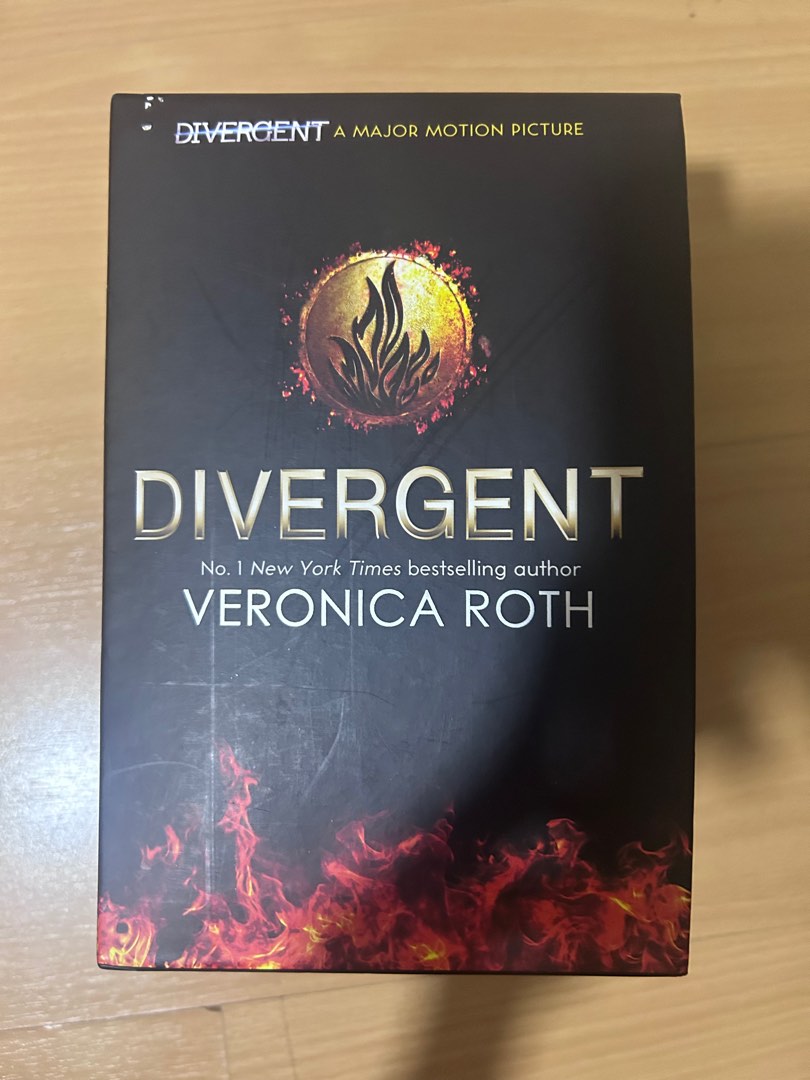 Divergent full series, Hobbies & Toys, Books & Magazines, Fiction & Non ...
