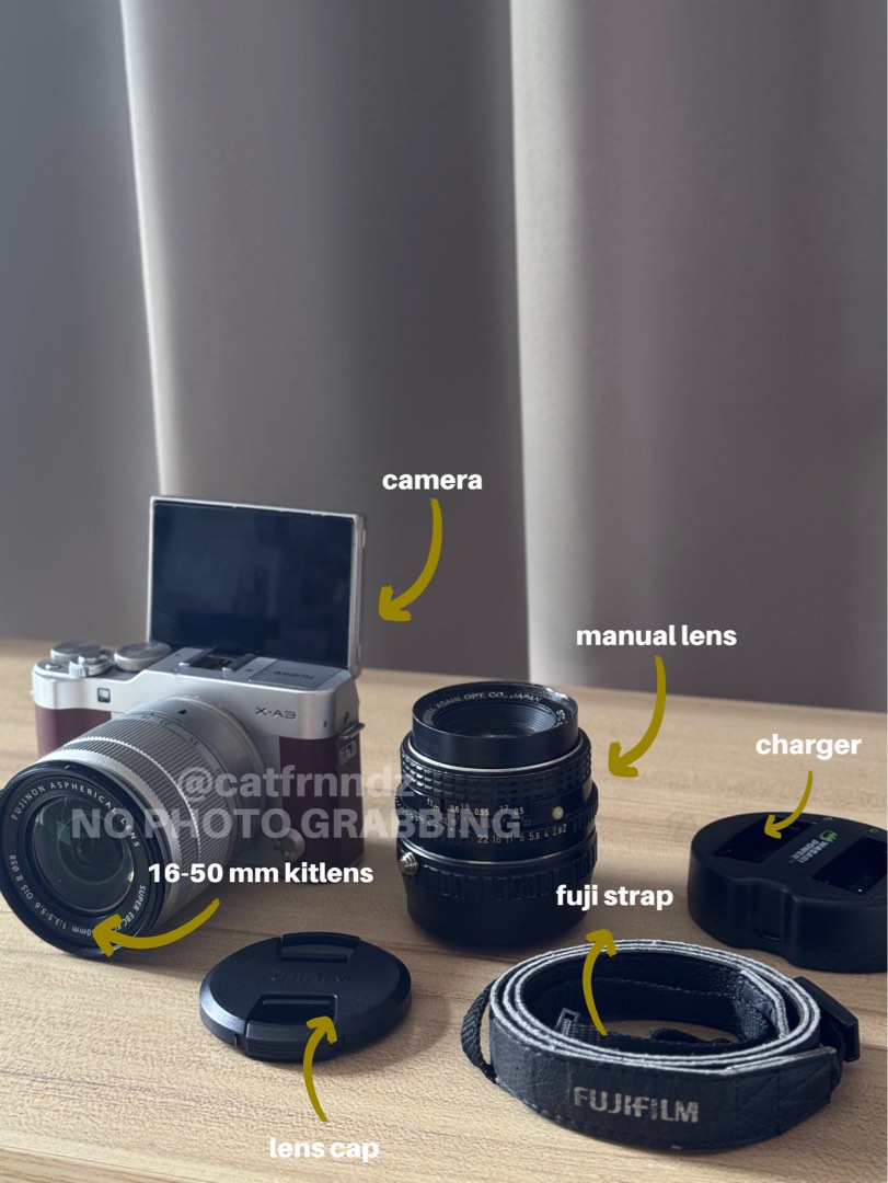 Fujifilm XA3 Mirrorless Camera, Photography, Cameras on Carousell