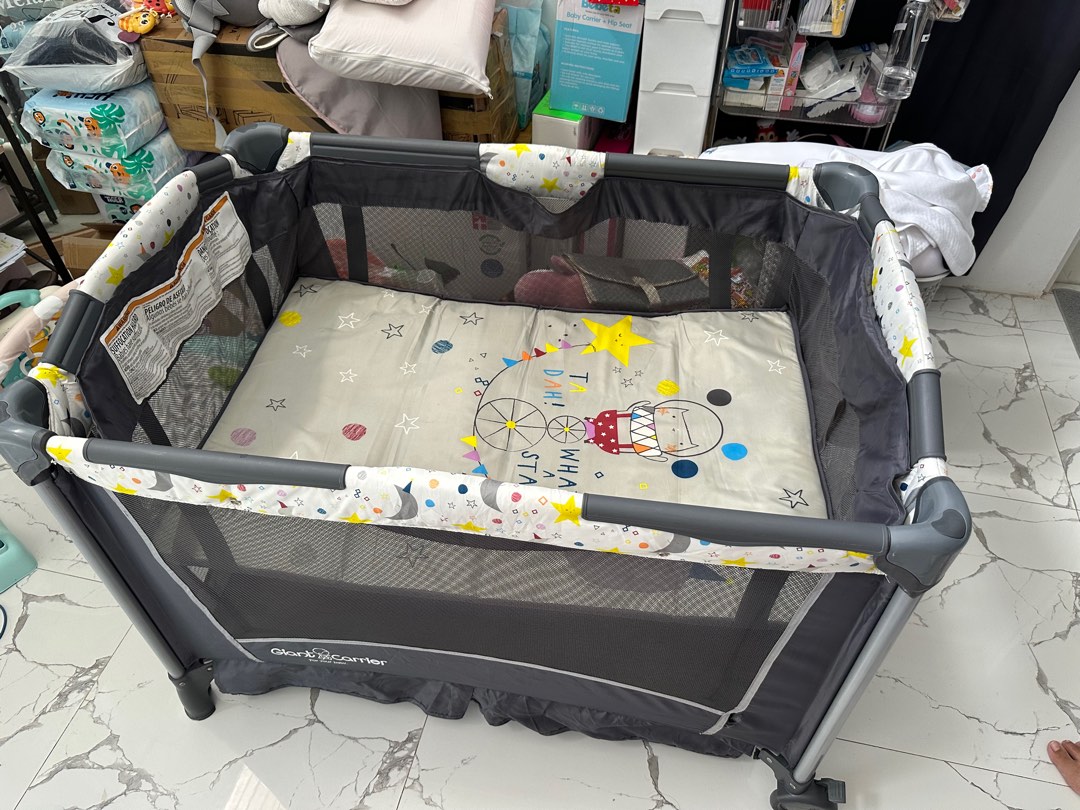 Giant Carrier Crib, Babies & Kids, Baby Nursery & Kids Furniture, Cots ...