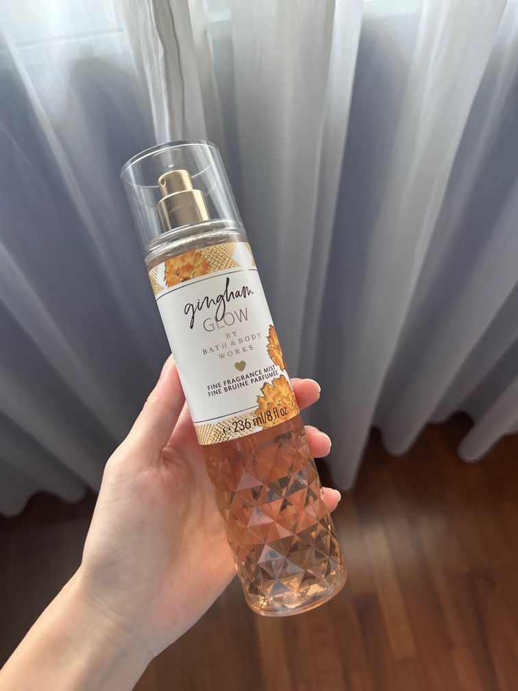 gingham glow , bath and body works body mist, Beauty & Personal Care ...