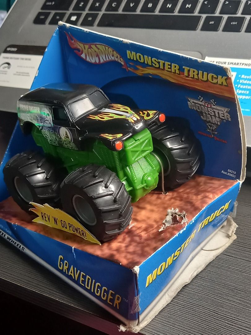 Grave Digger REV 'N' GO POWER Mattel Hot Wheels Monster Truck / Monster ...