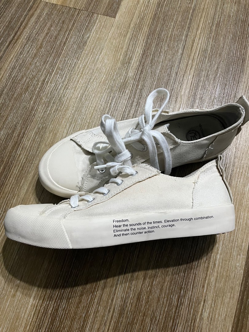 GU x undercover shoe, Men's Fashion, Footwear, Sneakers on Carousell