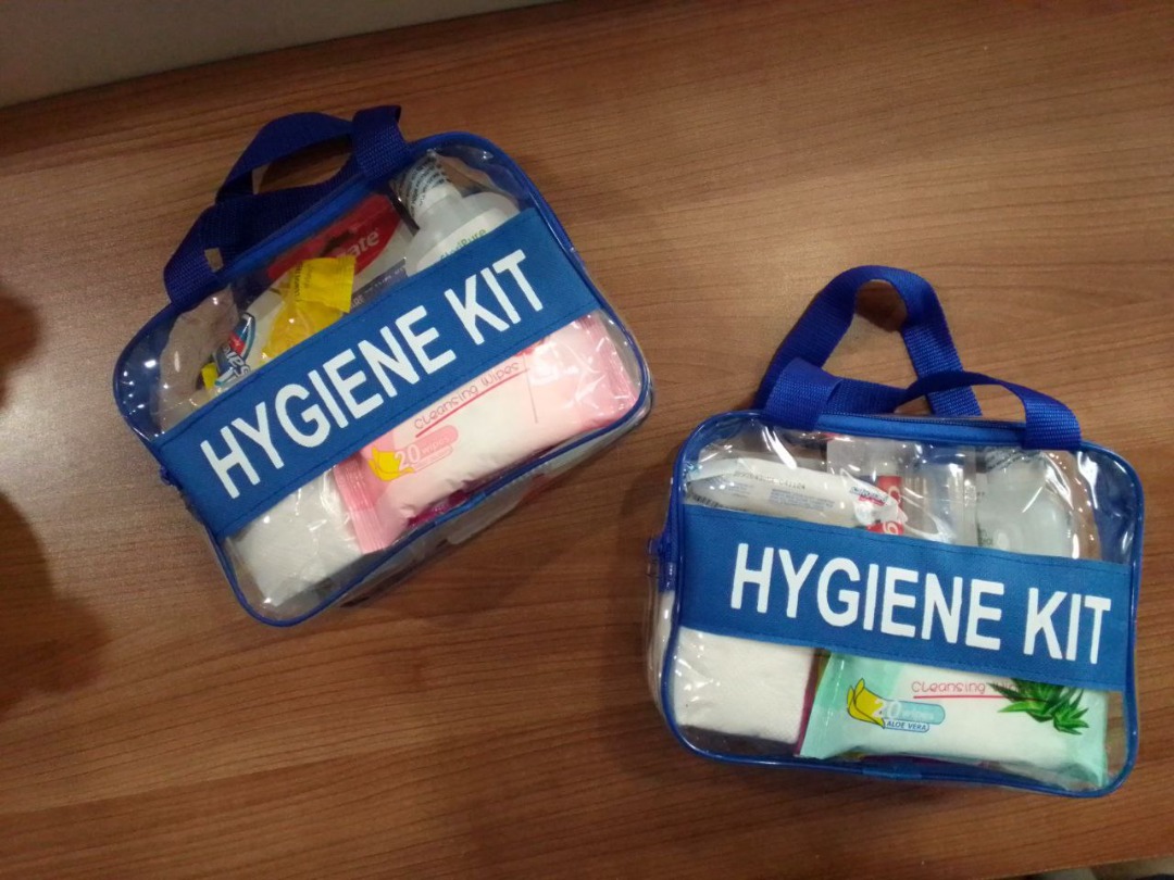 HYGIENE KIT WITH CONTENTS DOCMED 11 IN 1, Beauty & Personal Care ...