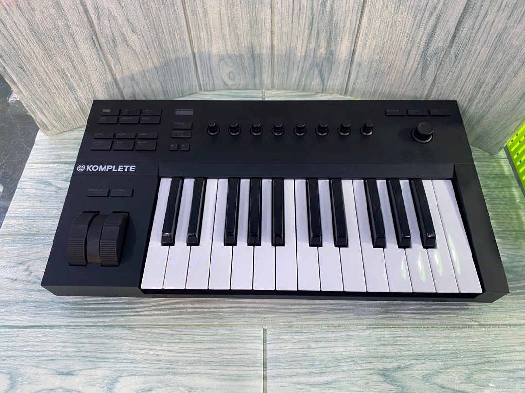 Komplete Keyboard Midi Control, Hobbies & Toys, Music & Media, Musical ...