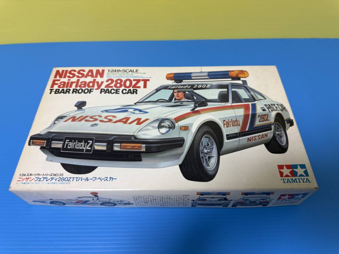 Tamiya 1/24 Scale Sports Car Series No. 35 Nissan Fairlady 280ZT T-Bar ...