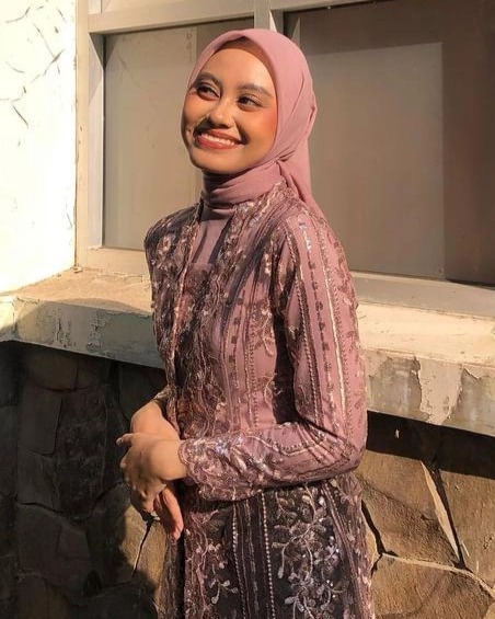 Terbaik, Kebaya Modern Wisuda SMP, Kebaya Tunangan, Kondangan, Manado ...