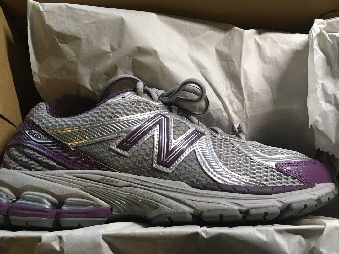 [HALAL] UK9 New Balance 860 v2 Raincloud with Silver Metallic and ...