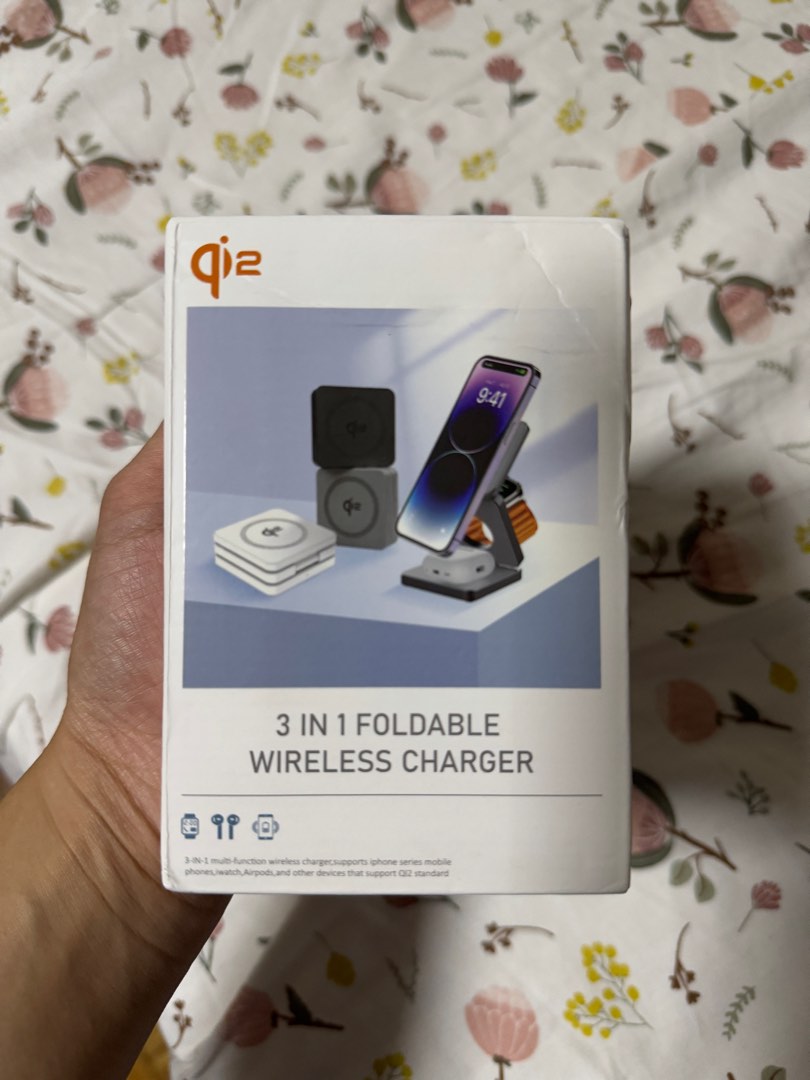 3 in 1 foldable wireless charger, Mobile Phones & Gadgets, Mobile ...