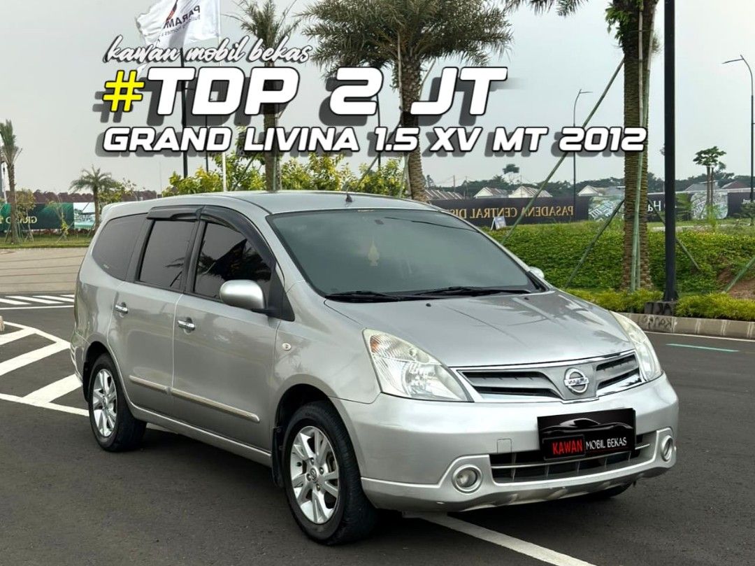 ( TDP 2jt ) Nissan Grand Livina 1.5 XV MT 2012 Abu Abu Metalik Kondisi ...