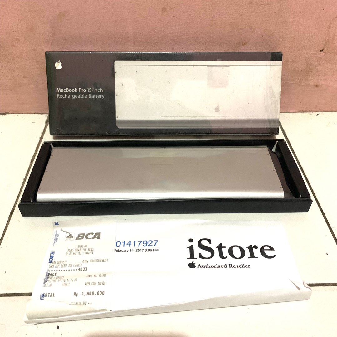 Apple Rechargeable Battery MacBook Pro 15-inch Model A1281 Code MB772FE ...