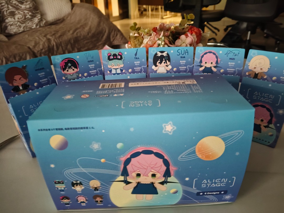 Authentic Alien Stage BlindBox., Hobbies & Toys, Collectibles ...