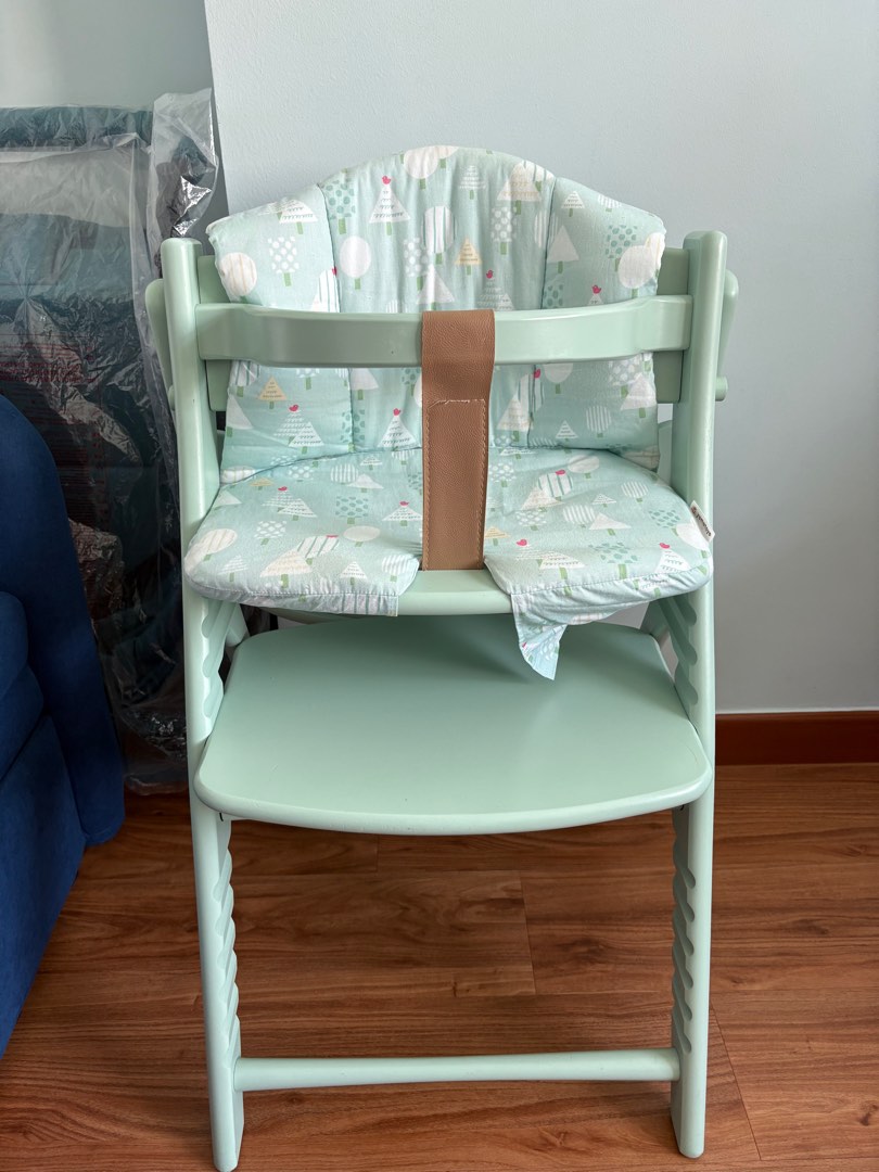 Authentic Yamatoya Affel high chair, Babies & Kids, Baby Nursery & Kids ...