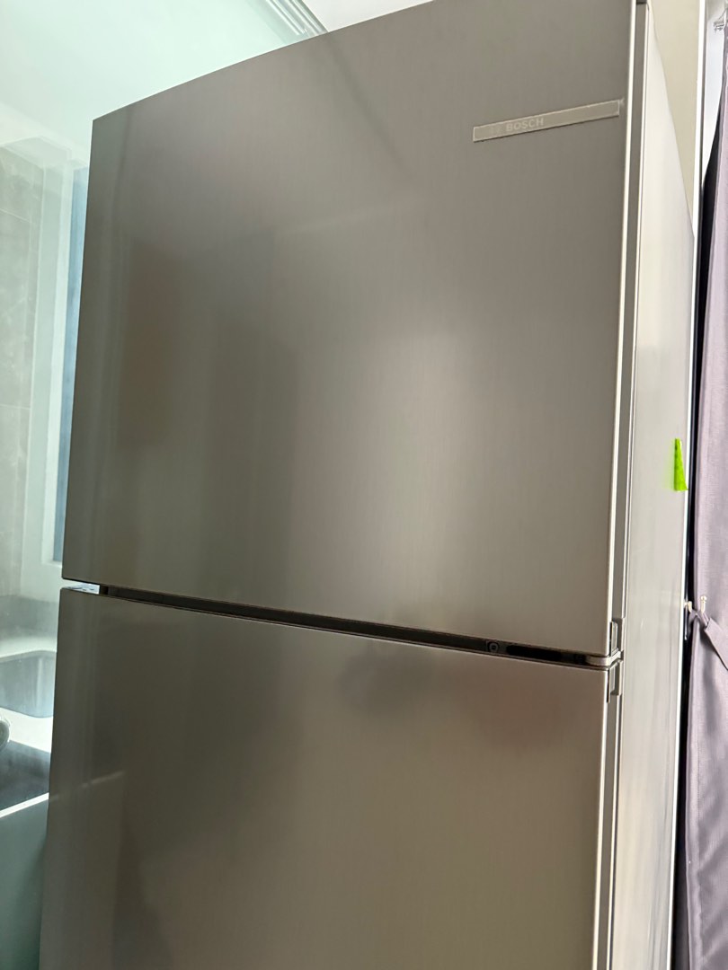 Bosch fridge (Model KDN55NL20M /10), TV & Home Appliances, Kitchen ...