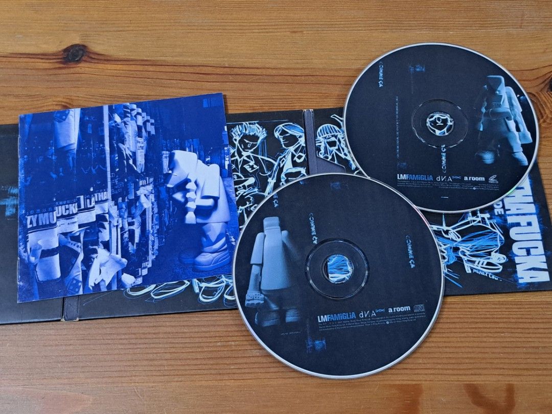 CD LMF 大懶堂 LMFAMiGLiA CD+VCD 2001年華納舊版 (極新淨), 興趣及遊戲, 音樂、樂器 & 配件, 音樂與媒體 ...