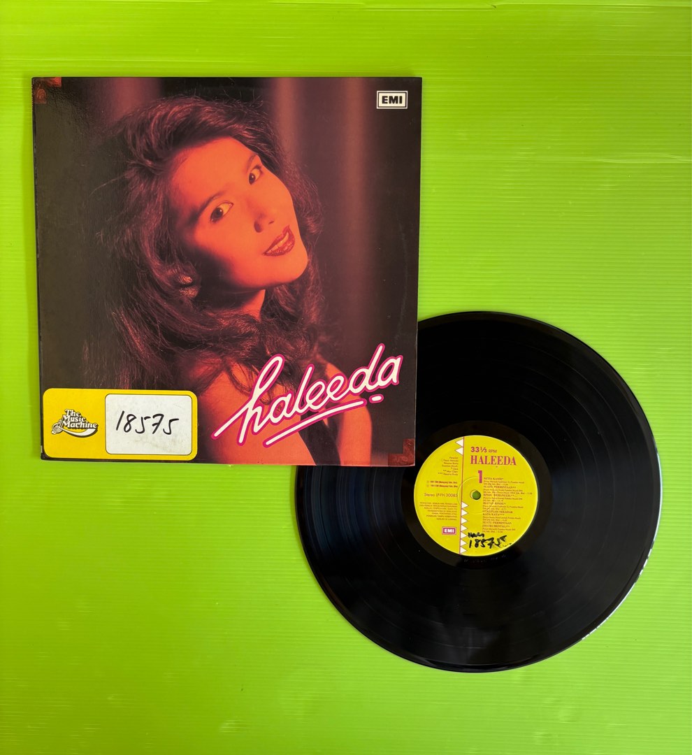 Haleeda Album Piring Hitam LP Lagu Hit Setia Kasih, Hobbies & Toys ...