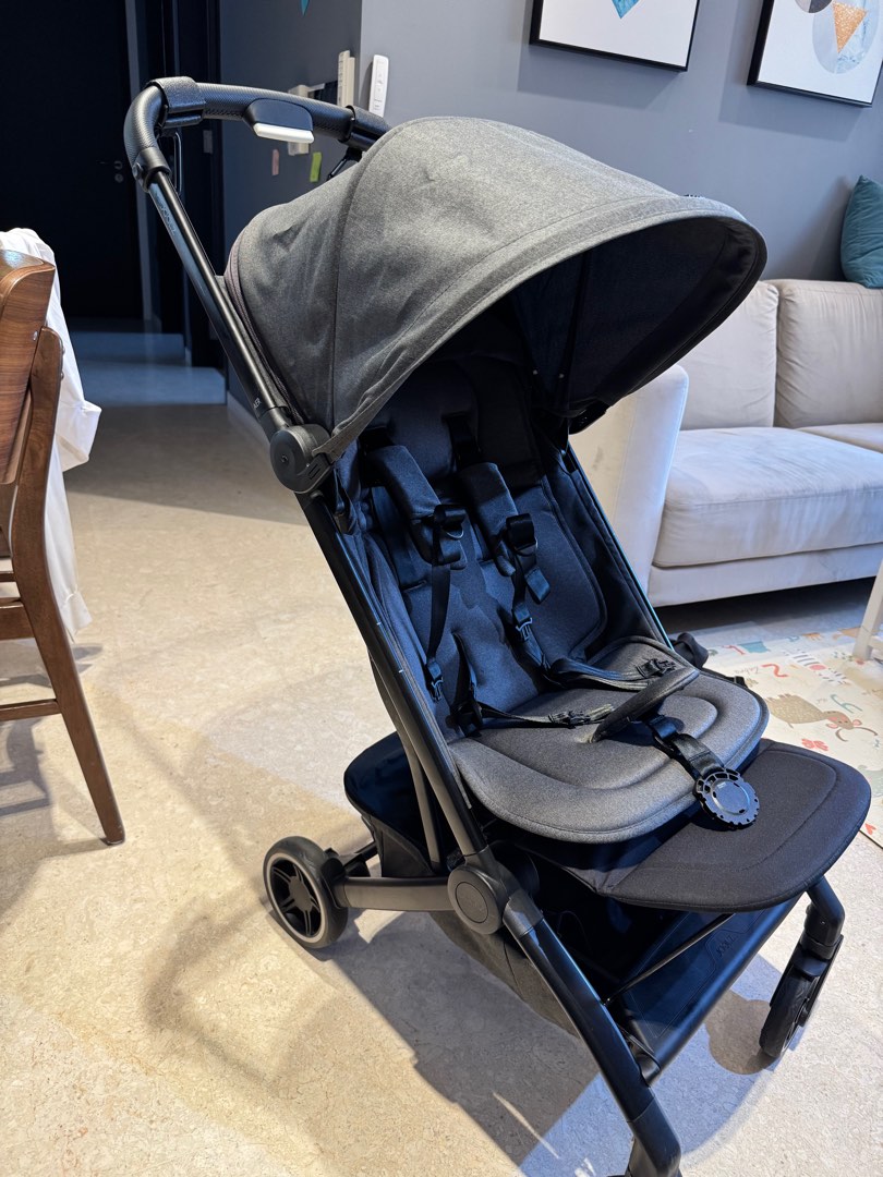 Joolz Aer+ with foot board, leg rest and hooks, Babies & Kids, Going ...