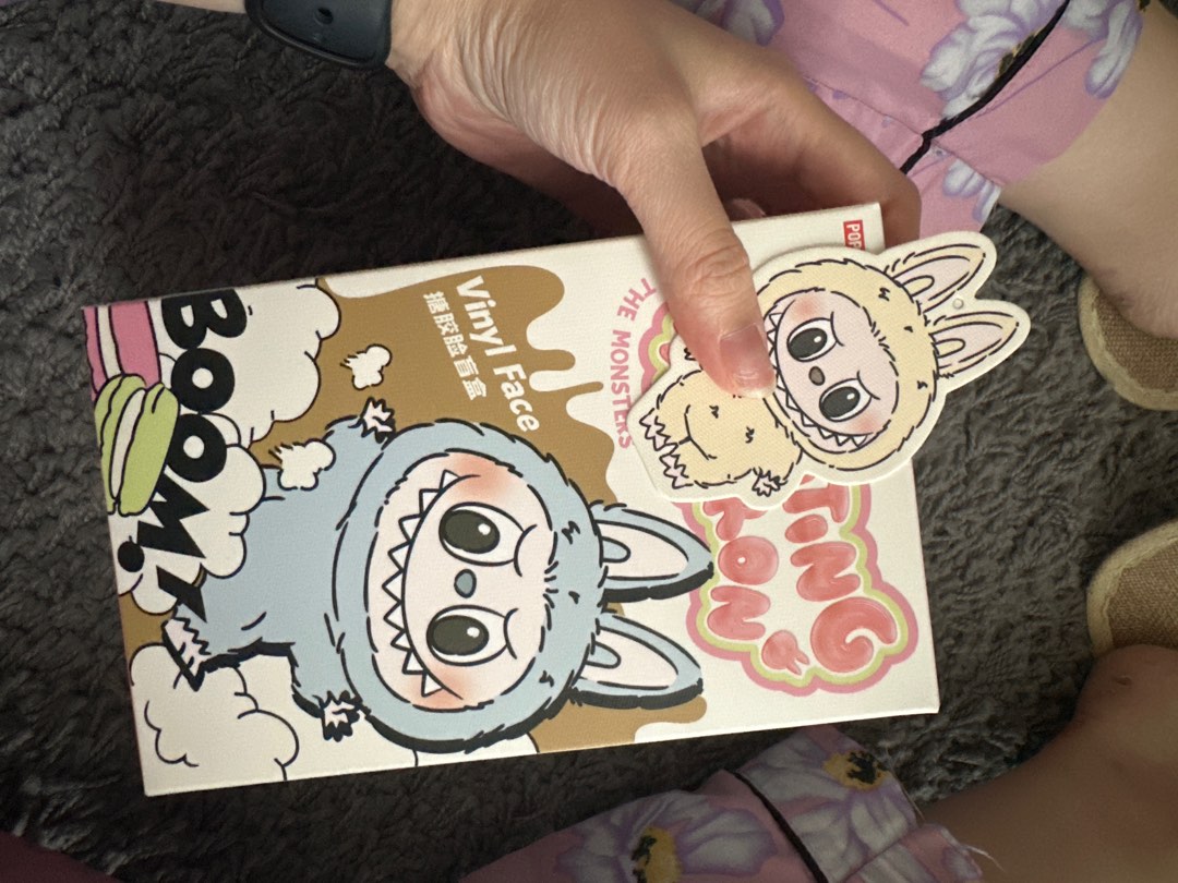 Labubu kelinci warna kuning, Toys & Collectibles, Mainan di Carousell