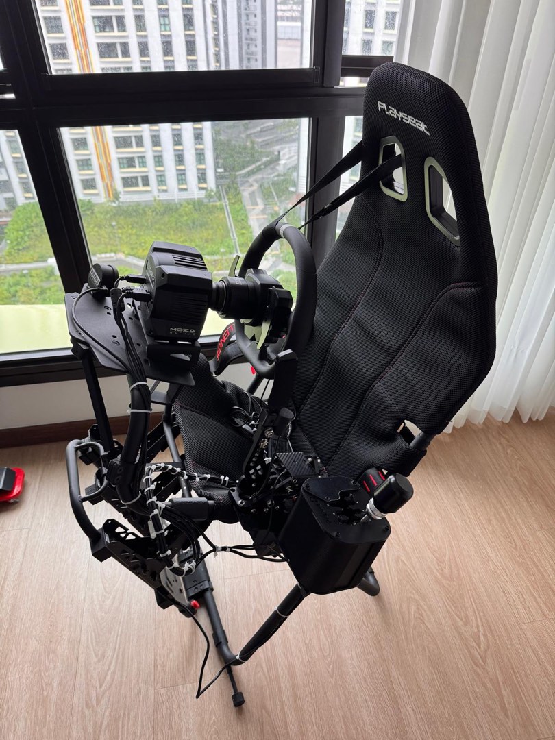Moza R3 with playseat bundle, Video Gaming, Gaming Accessories, Controllers on Carousell