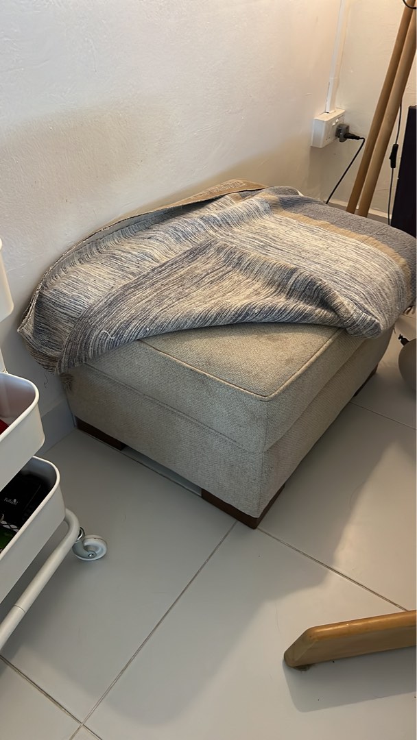 Poof, Furniture & Home Living, Furniture, Sofas on Carousell