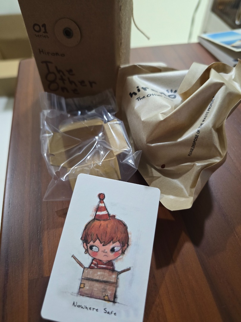 POP MART - Hirono 01 Series 小野一代 - The Other One 系列 - Nowhere Safe 无处躲藏 ...